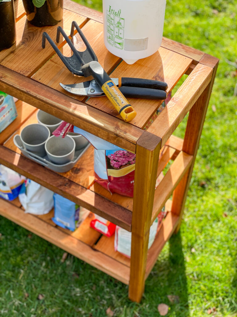 Outdoor Shelves Plans